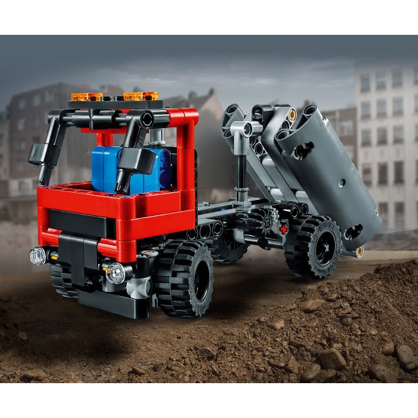 LEGO® Technic 42084 - Товарач с кука